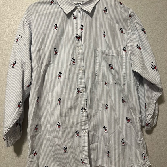 Disney | Shirts | Vintage Disney Button Down Embroidered Mickey Mouse ...